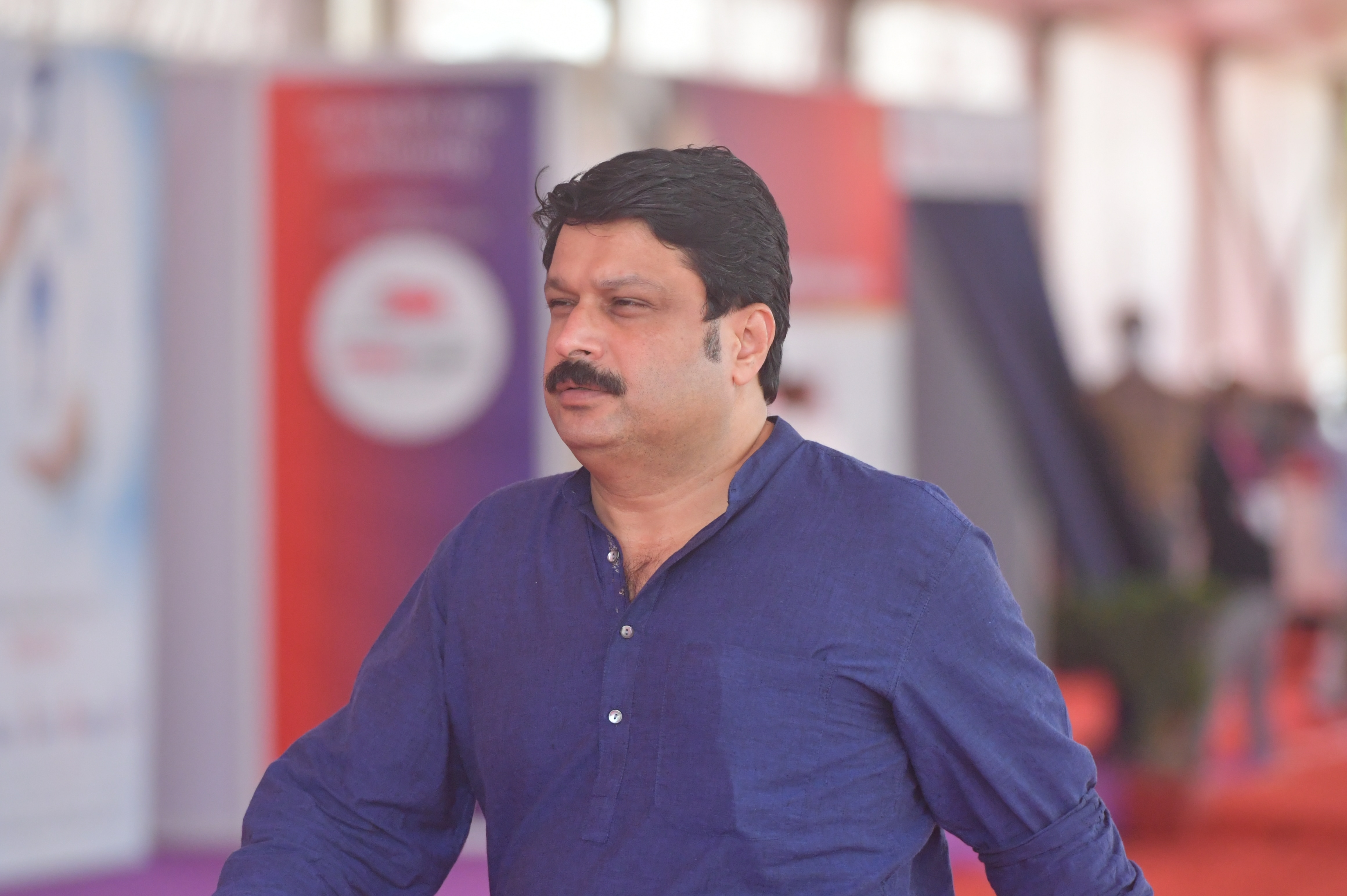 നികേഷിനെ കണ്ണൂർ ജില്ലാ കമ്മിറ്റിയിൽ ഉൾപ്പെടുത്തിയേക്കും Mv Nikesh Kumar To Be In Cpm Kannur